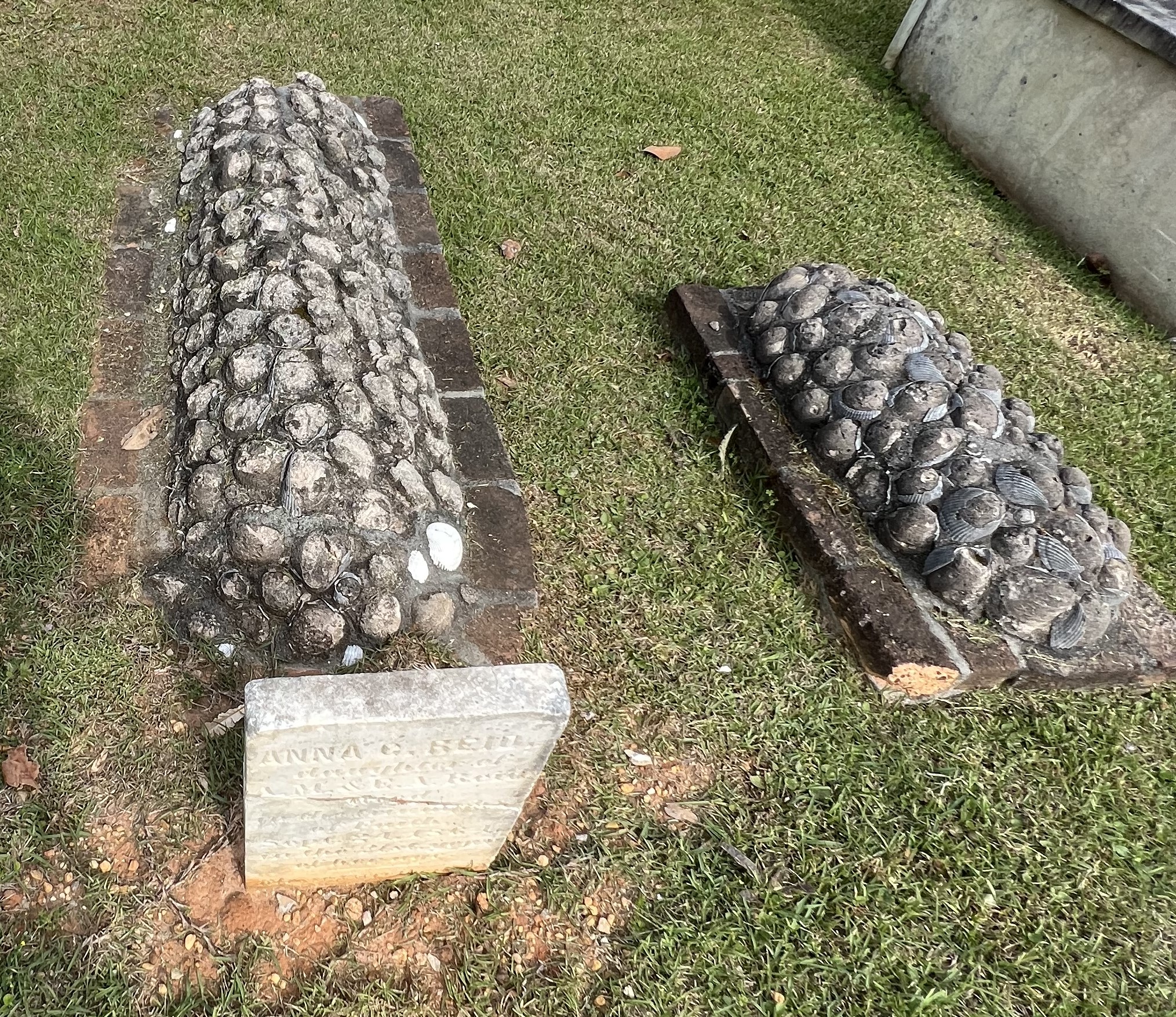 Grave Covers – Cemetery Symbolism